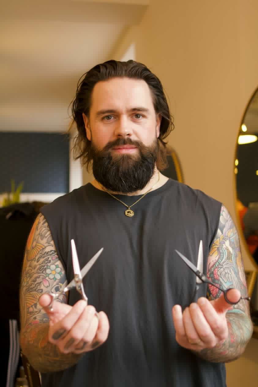 Distributors – Ohka Scissors